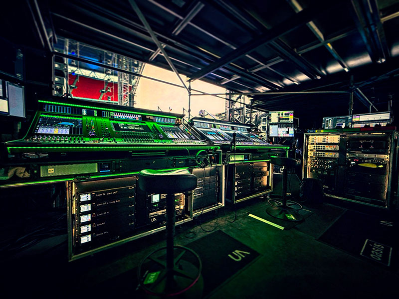 Oasis Live ’25 Tour Brings the Biggest Band of the ’90s Back with ...