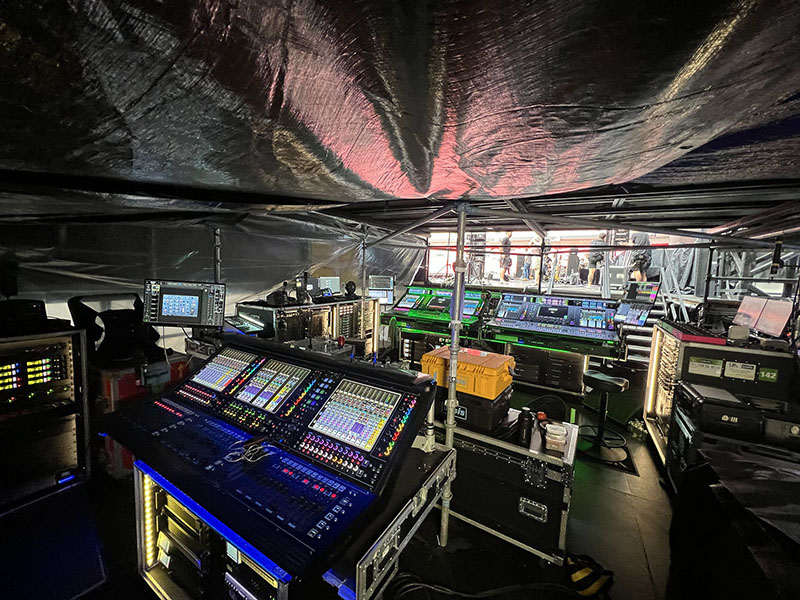 Oasis Live ’25 Tour Brings the Biggest Band of the ’90s Back with ...